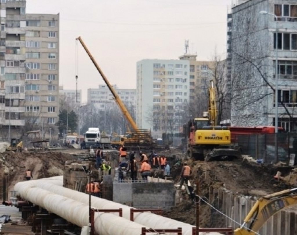 Staţiile de metrou Orizont, Favorit şi Drumul Taberei se deschid pentru ...