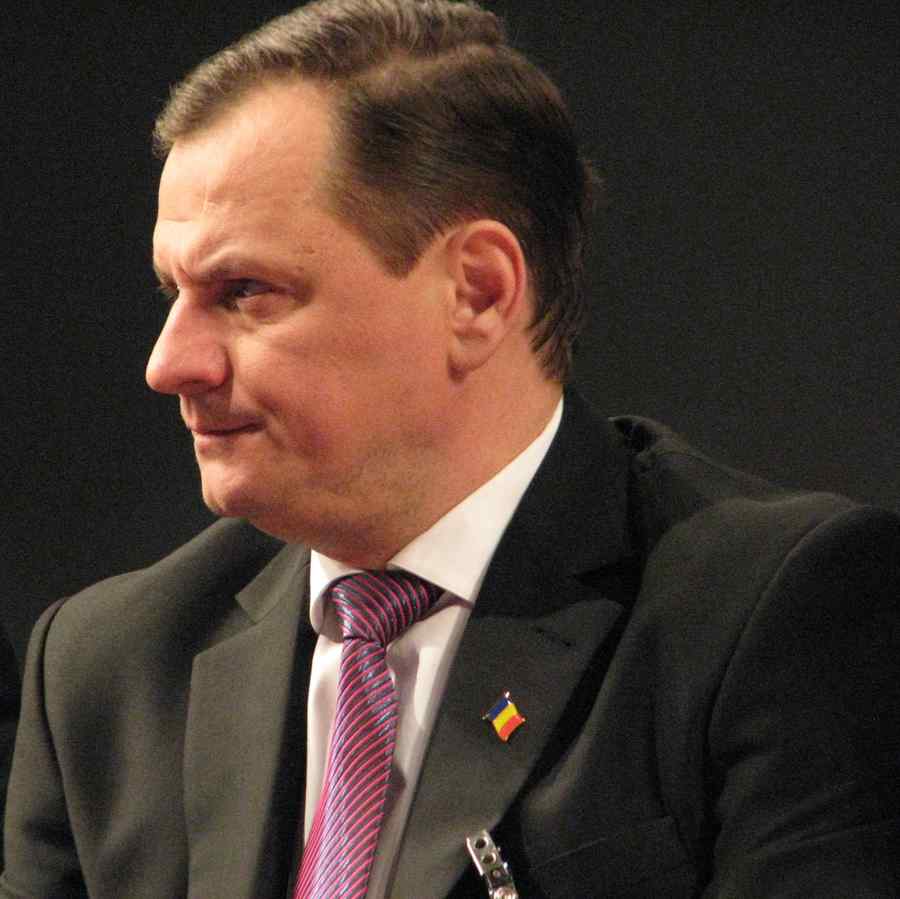 JOHANNIS SI UN DEZASTRU NUMIT PREDOIU! | Octavpelin's Weblog