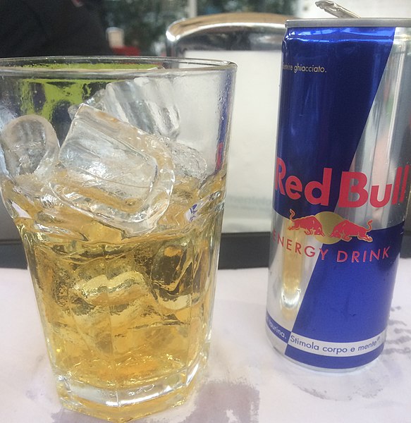 A murit fondatorul Red Bull