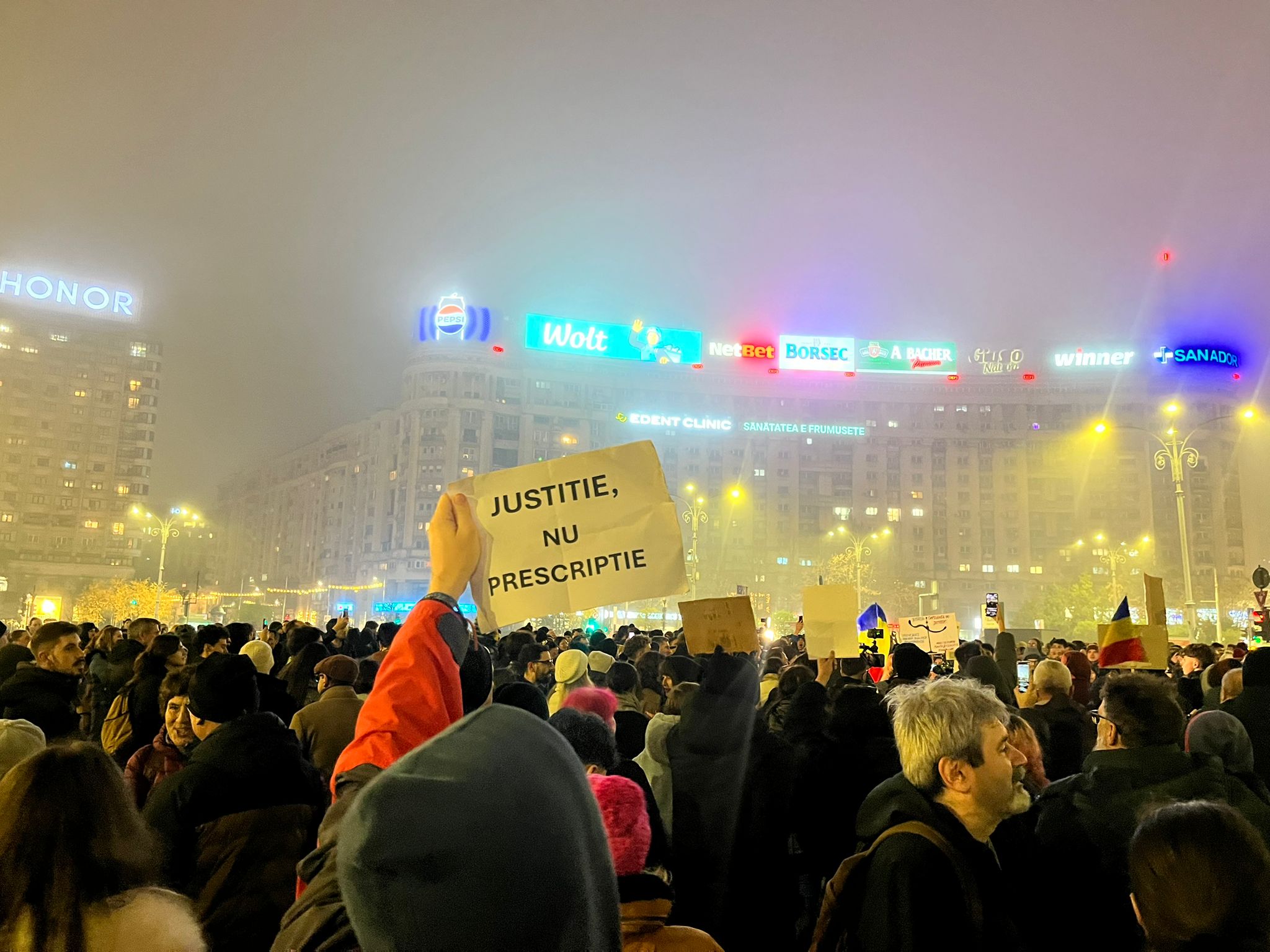 Răspunsul protestatarilor la reacția CSM la referendumul din justiție