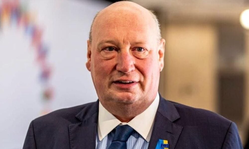 Cutremur la vârful CE. Oficial de rang înalt, demis în urma unui ...