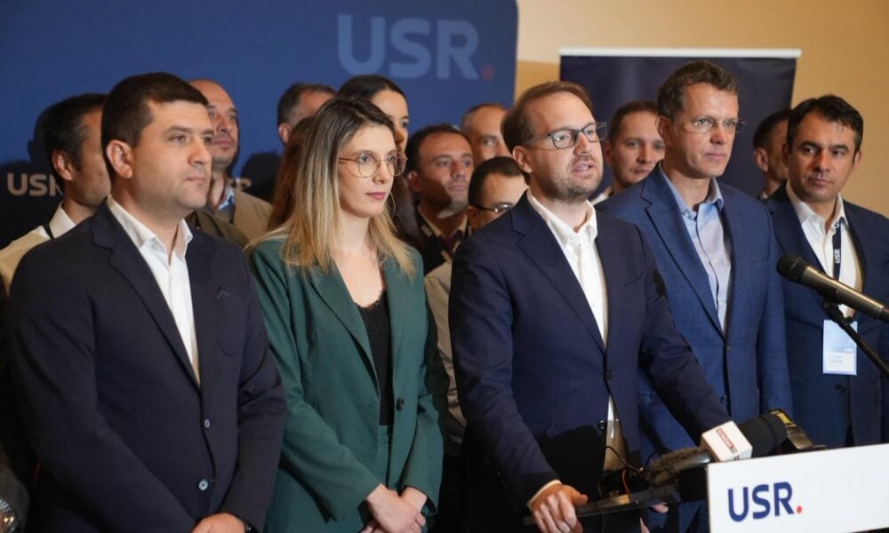USR acuză PSD și AUR că fac scut în jurul corupților